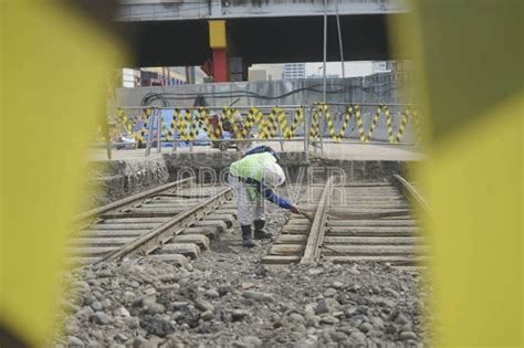 MRT Construction Workers Discover Batavia Wall Near Old City Page 2