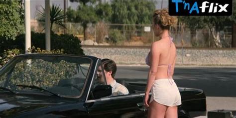 Betty Gilpin Bush Merkin Scene In Three Women