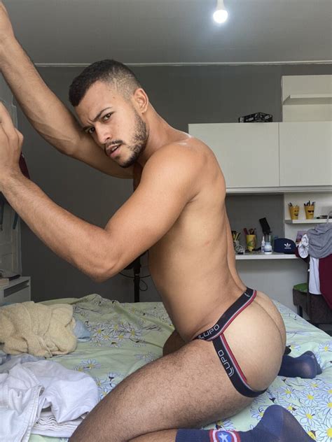 Model Of The Day Matos Matheus Daily Squirt