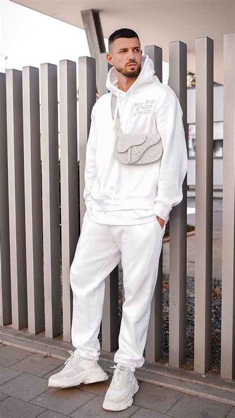 5 All White Outfit Ideas To Beat The Summer Heat White Outfit For Men