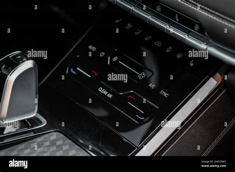 Digital Control Panel Car Air Conditioner Dashboard Modern Car Interior Conditioning Buttons