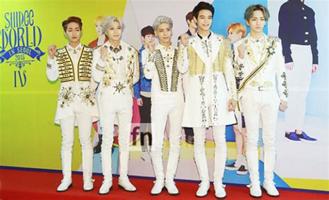 샤이니 ‘뷰 발표 직후 음원차트 1위… 아이유와의 대결 ‘승자는 헉스