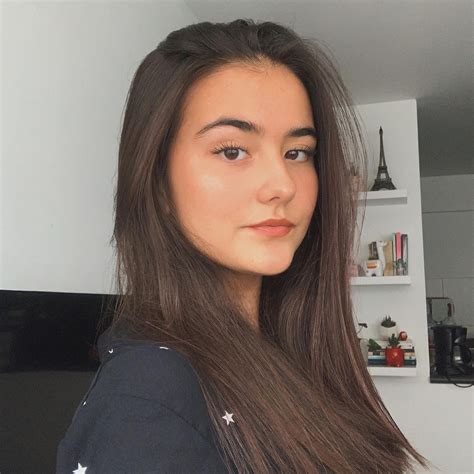 Merlymorello Merly Debueltaalbarrio Actress Influencer Viral