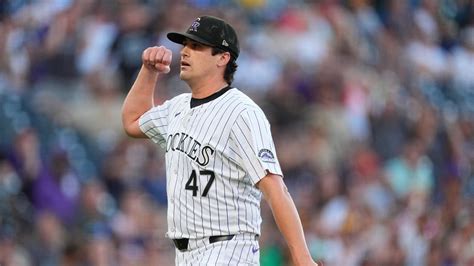 Report Marlins To Sign Canadian Rhp Cal Quantrill To One Year Deal Sportsnet Ca