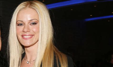 Ζέτα Μακρυπούλια Κοιμάμαι και ξυπνάω με την ‘sugar Gossip Tvgr