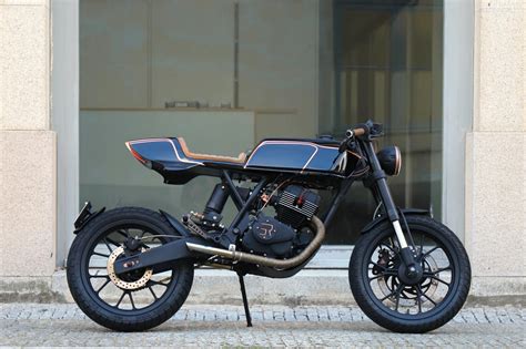Honda CB Nighthawk Mitch Pipeburn