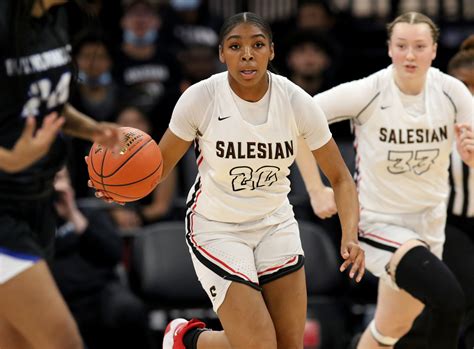 Photos Salesian Cruises Past Windward 62 51 To Win California Division