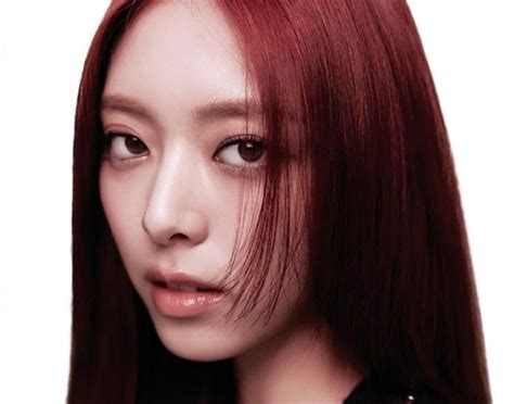 Ghim của media wony trên ITZY trong