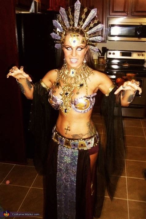 How To Make Queen Of The Damned Costume