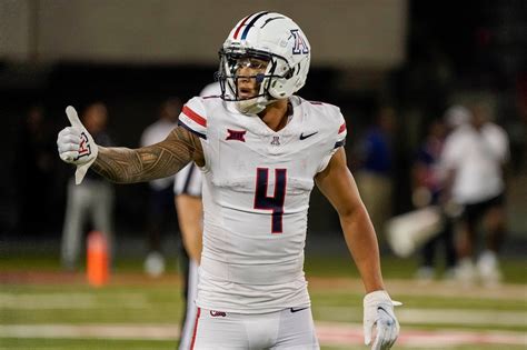 Mock Draft Shows How Patriots Could Address Top Weaknesses With 2 Picks