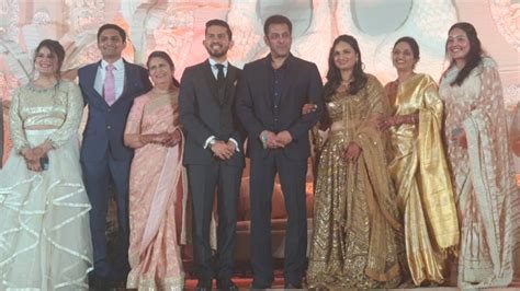 Salman Khan Ranveer Singh Attend Mumbai Police Commissioner Vivek