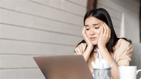 Hal Hal Ini Bikin Kamu Susah Move On Dari Si Mantan Relationship Fimela