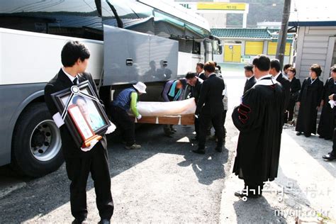 경기도 충청도 강원도 전국묘지 선산 종중산 묘지합장 부부합장 매장 고양시 파주시 경기장묘 서울시립 용미리제1묘지