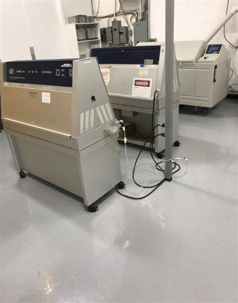 ASTM D4329 Tests For Fluorescent UV Exposure Of Plastics Micom