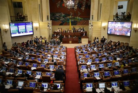 Sectores políticos piden al Congreso no ceder a presiones del Gobierno