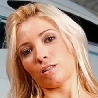 Frequently Asked Questions About Penelope Mendes BabesFAQ
