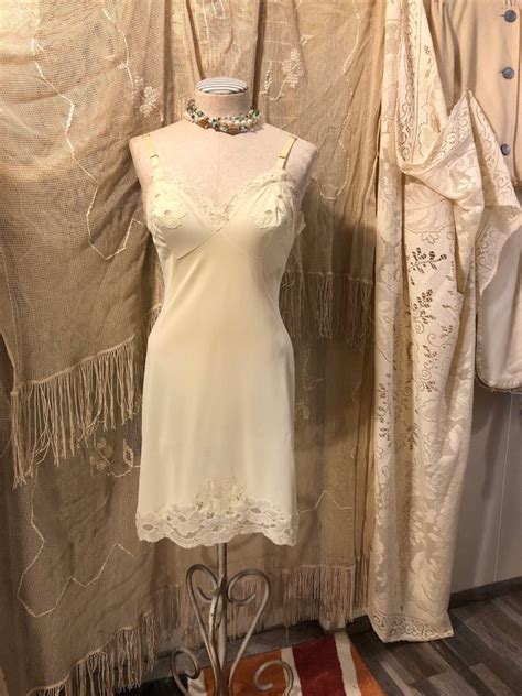 Yellow 60s Vintage Slip Mini Length Embroidered Lace Gem