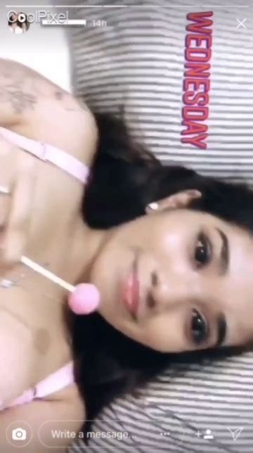 Busty Sg Malay Tumbex