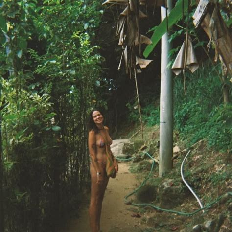 Ju Jungle Yulia Threads Say More
