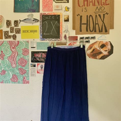 Navy Blue Pleated Skirt 𝕀𝕥𝕖𝕞 𝔻𝕖𝕤𝕔𝕣𝕚𝕡𝕥𝕚𝕠𝕟 Navy Depop
