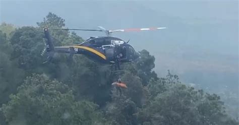 Rescatan A Hombre Que Cayó En Cráter Del Volcán Xitle