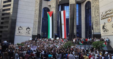 10 معتقلين لتضامنهم مع فلسطين ومطالب حقوقية بالإفراج عنهم المنصة