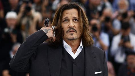 Johnny Depp Hits Back At ‘blow Co Star Lola Glaudinis Claims Of On