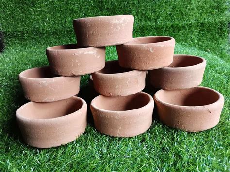 Ball Pyrhon Waterer Set Of 12 Game Fighting Cock Feederrabbit Feeder