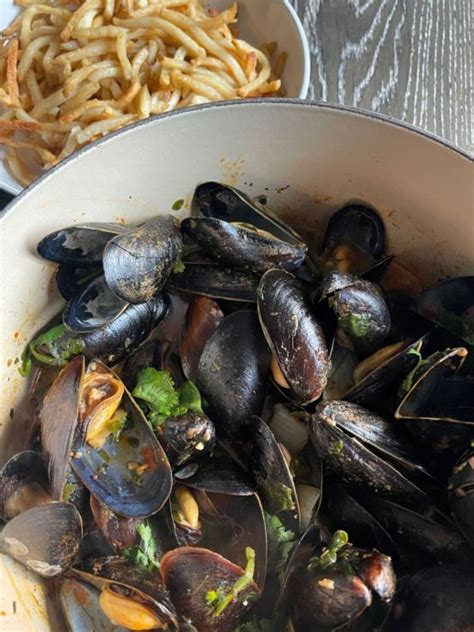 Steamed Mussels With Garlic And Tomato Food Mamma