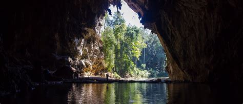 Readme Me ถ้ำลอด ปางมะผ้า