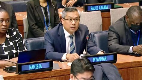 မြန်မာစစ်တပ်နှင့် ရုရှားပူးပေါင်းပြီး အသေးစားနျူးကလီးယား ဓာတ်အားပေးစက်ရုံဆောက်မည့်ကိစ္စ စောင့်က