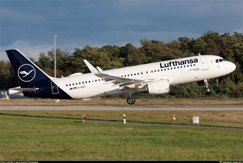 D AIZT Lufthansa Airbus A WL Photo By Sierra Aviation Photography ID