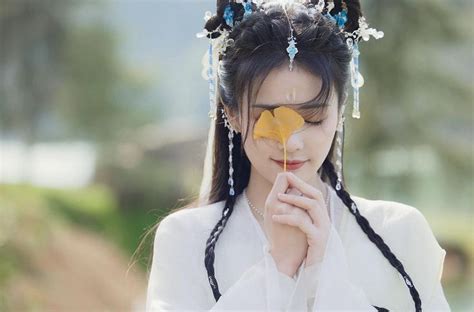 Till The End Of The Moon Luo Yun Xi Bai Lu Hair Hair Wrap Style