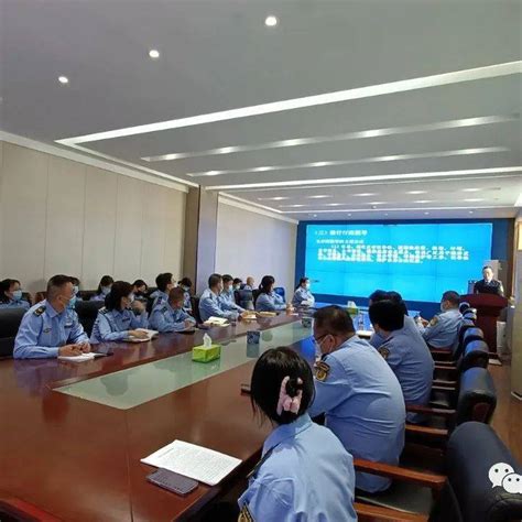 交通运输综合行政执法支队邀请我市首批服务型行政执法授课员进行授课人员活动理念