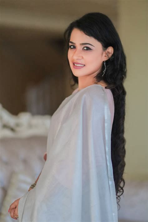 අතීතයේ දී යම් යම් දේ Professor Wasana Maithree Herath