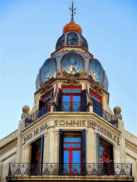 La Lapicera Art Nouveau La Casa De Los Pavos Reales Y Otros Edificios