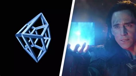 Man Shows How The Fourth Dimension Works With Mind Bending Tesseract