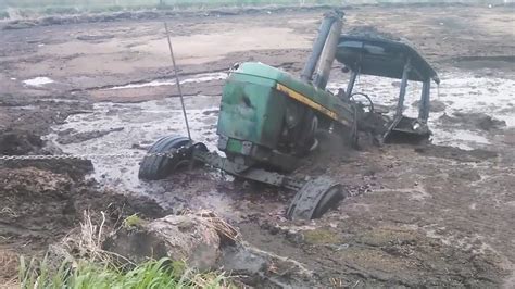 What Happens When Powerful Tractors Are Stuck In Deep Mud Youtube