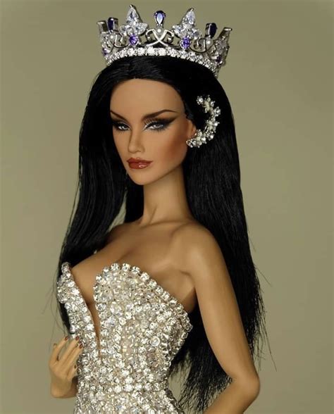 Barbie Fashionista Doll In Elegant Dress And Tiara
