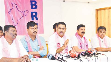 పిచ్చిగా మాట్లాడితే ఊరుకునేది లేదు Namasthe Telangana