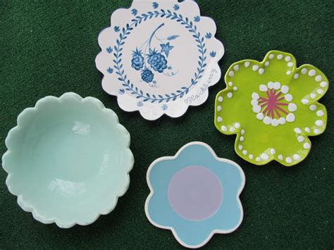 Make Your Best Garden Art Flowers With Ceramic Plates Make It A Garden