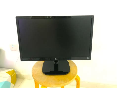 Lg Monitor Computers Tech Parts Accessories Monitor Screens On Carousell