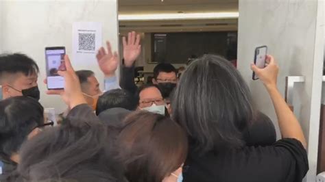 預售屋合約沒得轉！政府打房出重手「最高罰3百萬」專家：恐現逃亡潮｜四季線上4gtv