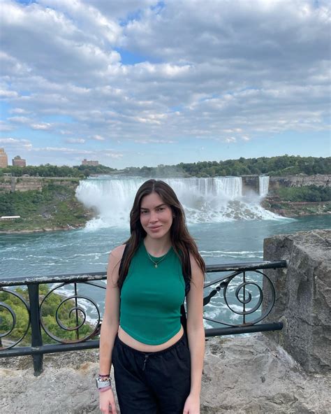 Manne Wallentin Ver Un Pato De Hule Gigante Instagram