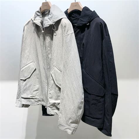 타임옴므 여주 프리미엄아울렛 23 Fw 신상입고 하이넥 구스 다운 점퍼 Th2daqjm334m Db Mt 워싱한 듯 내추럴한 컬러감이 눈길을 끄는 구스 다운