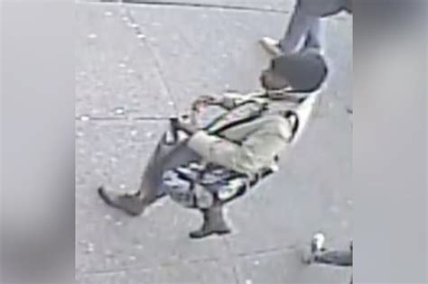 Cops Search For Mta Creep Who Allegedly Rubbed Groin On Teen