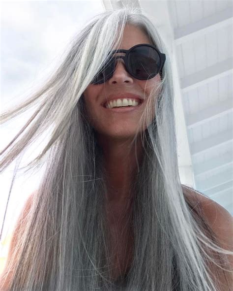 699 Likes 40 Comments ANNIKA ᴠᴏɴ HOLDT annikavonholdt on