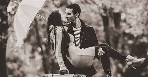 10 Old Fashioned Dating Habits We Need To Bring Back In Style