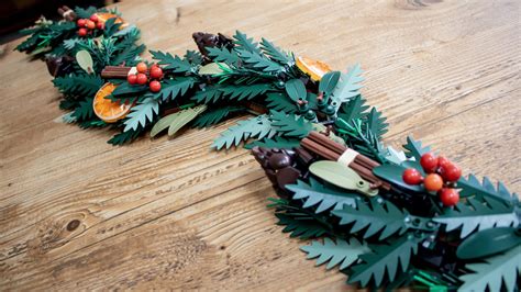 Lego Botanical Collection 10340 Wreath Review