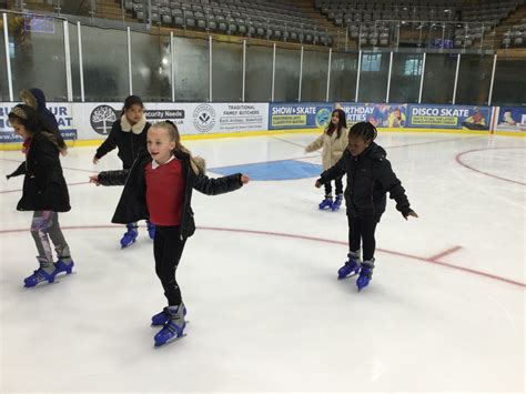 Year 4 Class 12 P E Ice Skating St Bartholomew S C Of E